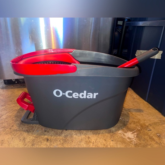 O-Cedar | Other | O Cedar Easywring Spin Mop And Bucket | Poshmark